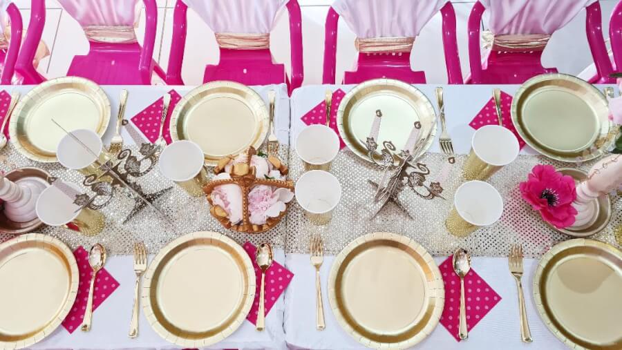 Princess Table Setting - Wish Upon a Party